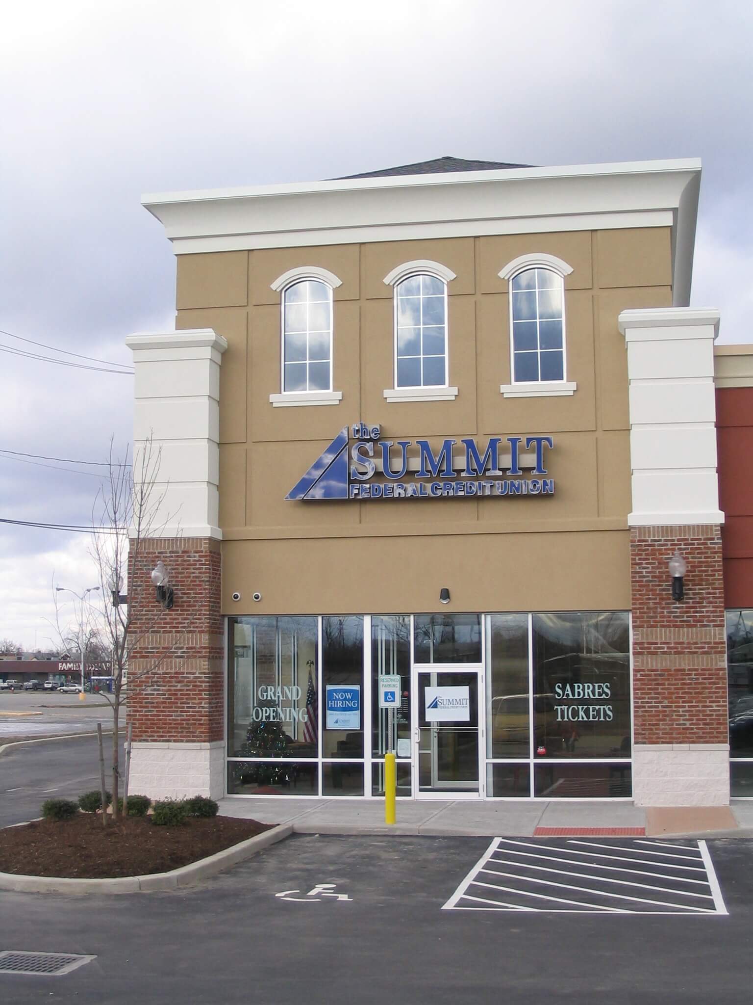 Delaware/Hertel | The Summit Federal Credit Union